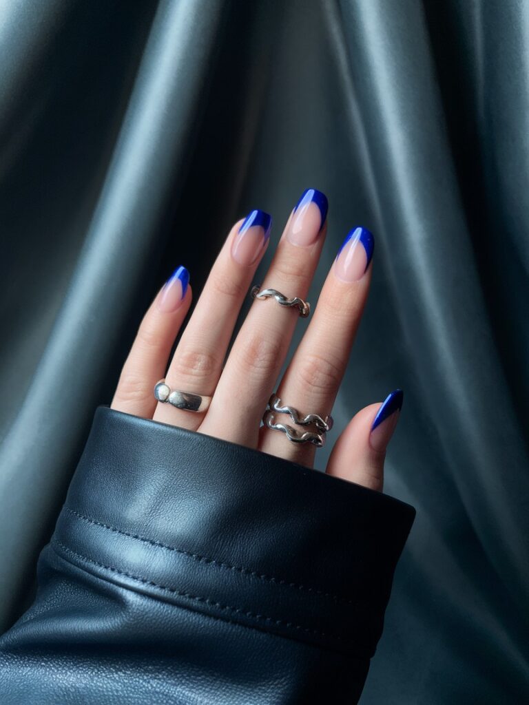 Blue French Tip Nails: 32 Ideas (Navy, Cobalt & More)